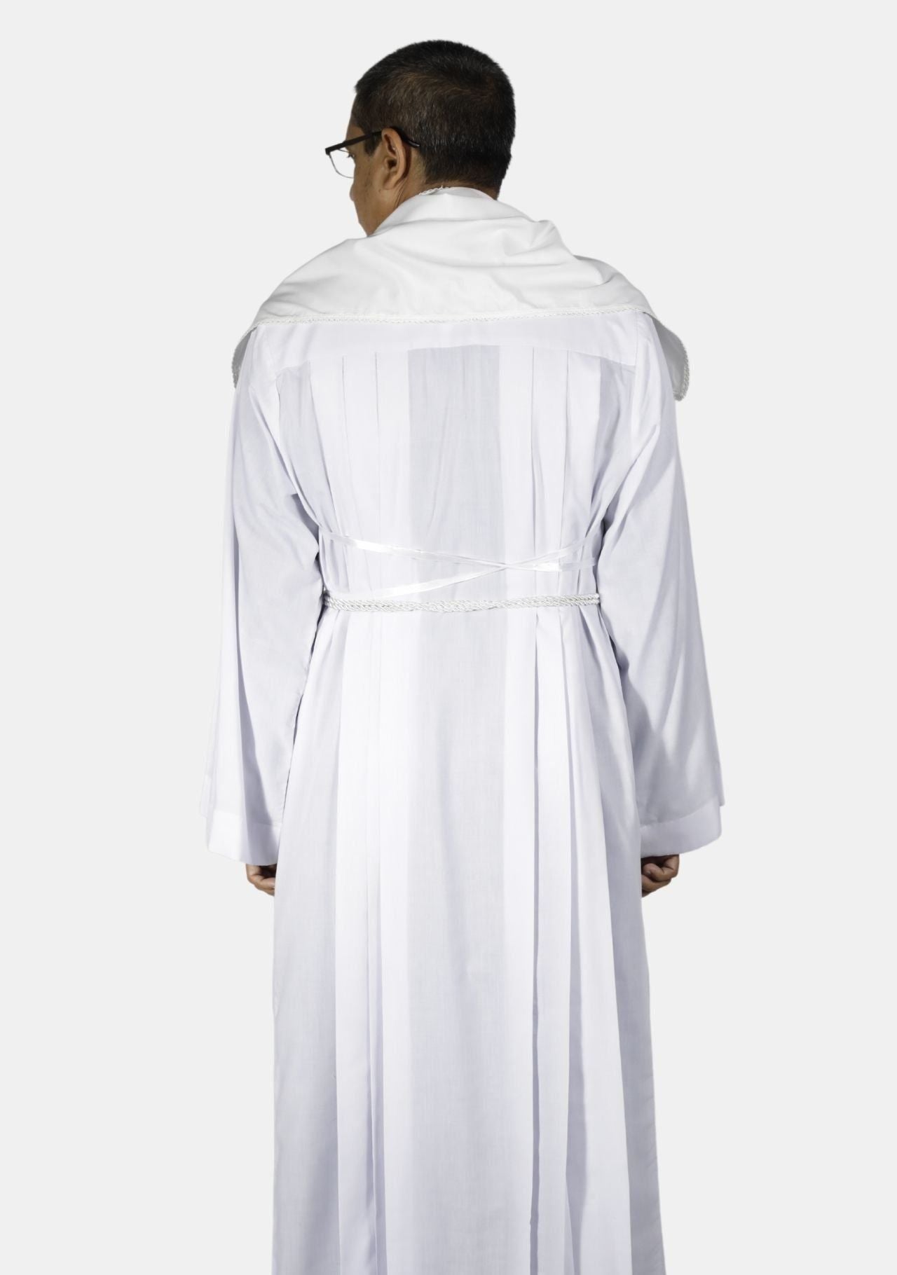 Amice Vestment with Zipp on the Shoulder – eClergys